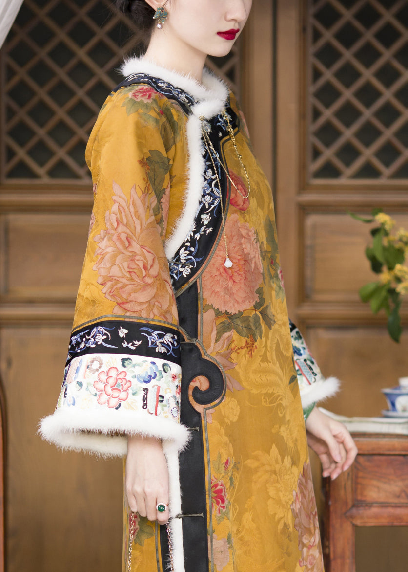 Retro Faux Fur Collar Embroideried Button Side Open Silk Cheongsam Lon ...